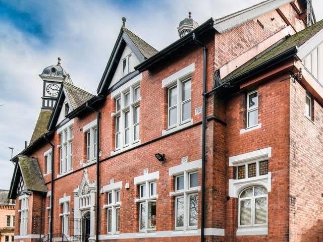 2 bedroom flat for rent in Wilbraham Road 617 Chorlton Manchester M21 9AN M21