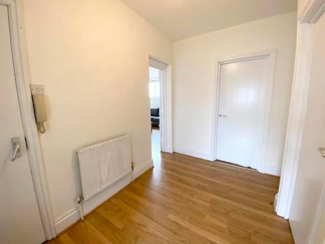 2 bedroom flat for rent in Wilbraham Road, Chorlton, Manchester, M21
