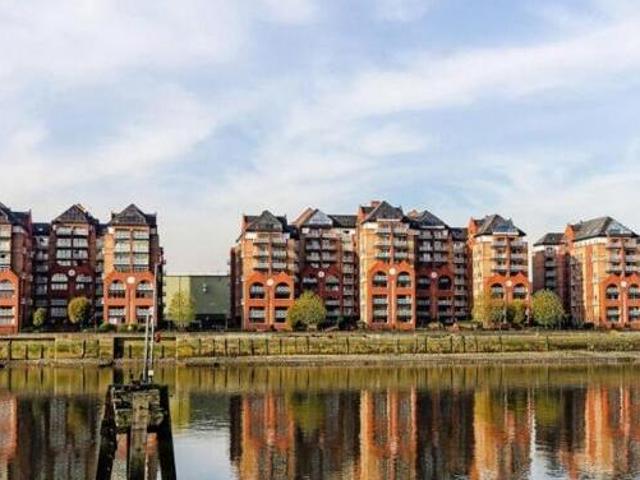 2 Bedroom Flat For Rent In William Morris Way