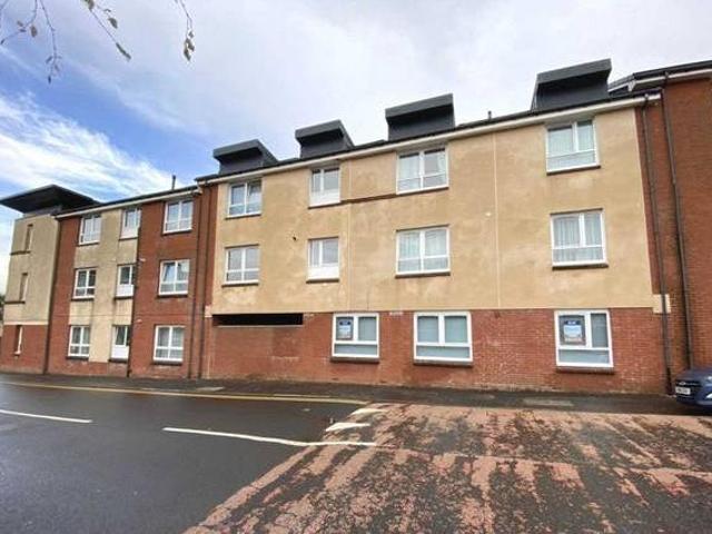 2 bedroom flat for rent in Williamson Place Johnstone PA5