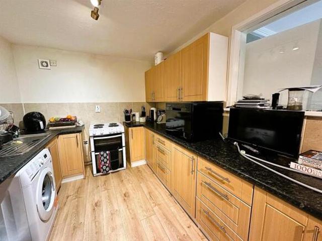 2 bedroom flat for rent in Willow Grove, Chislehurst, BR7