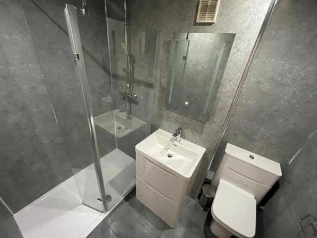 2 bedroom flat for rent in Willowbank Crescent, Glasgow, City, G3