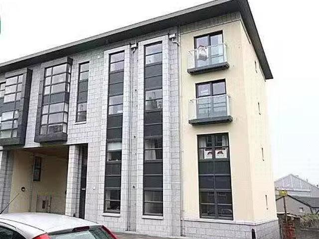 2 bedroom flat for rent in Willowbank Road, City Centre, Aberd.