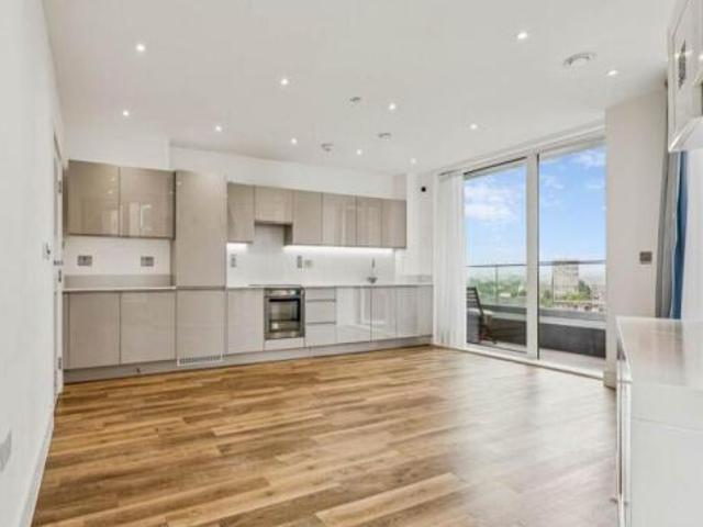 2 bedroom flat for rent in Wilson House London, Battersea, SW11