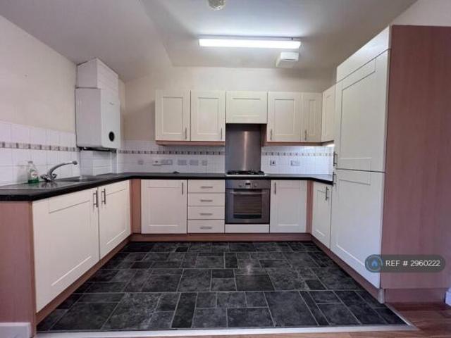 2 bedroom flat for rent in Witham Court, Bletchley, Milton Keynes, MK3