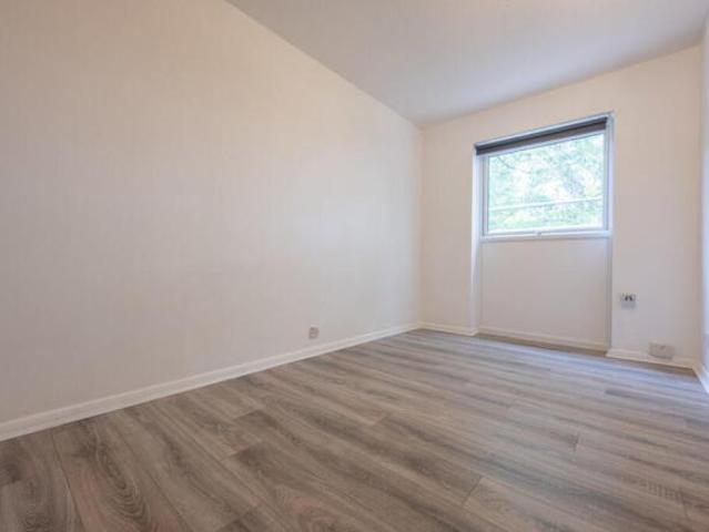 2 bedroom flat for rent in Wood Close, Sholing, Southampton, Hampshire, SO19 0SG, SO19