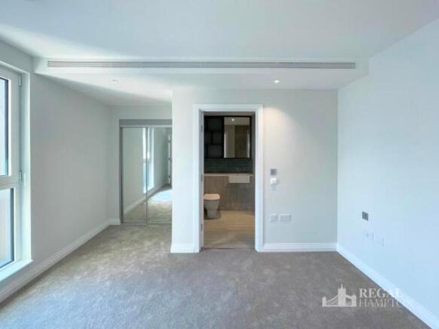 2 bedroom flat for rent in Woodall Way, Lambeth, London, SE11