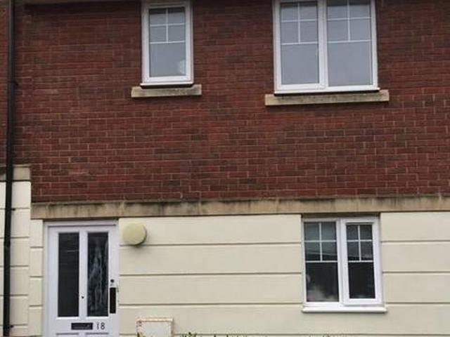 2 bedroom flat for rent in Woodlands Court Bradley Stoke Bristol BS32