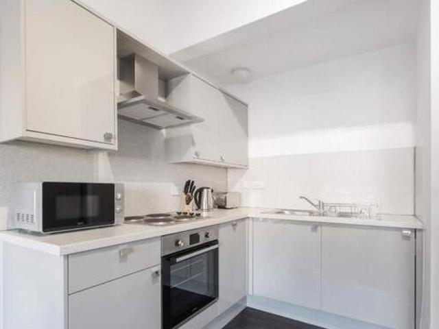 2 Bedroom Flat For Rent In Woodlands, Glasgow