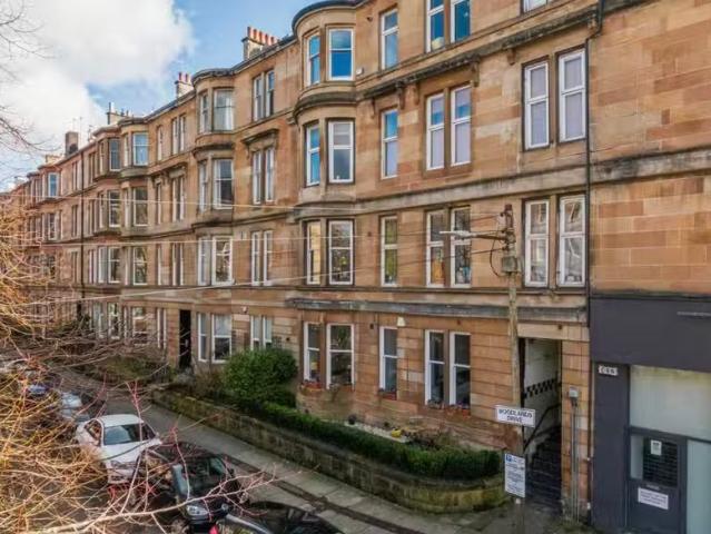 2 bedroom flat for rent in Woodlands Drive, Glasgow, G4