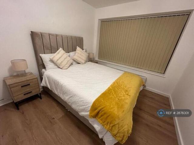 2 bedroom flat for rent in Woolaston Avenue, Cardiff, CF23