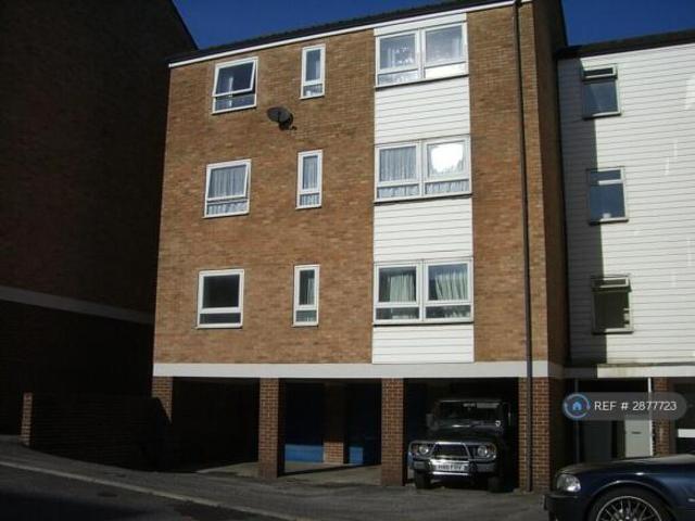 2 bedroom flat for rent in Woolford Close, Winchester, SO22