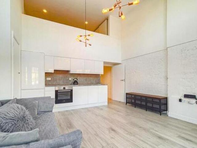 2 Bedroom Flat For Rent In Woolwich, London