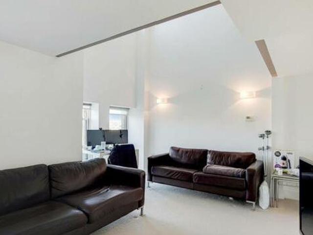 2 Bedroom Flat For Rent In Woolwich, London
