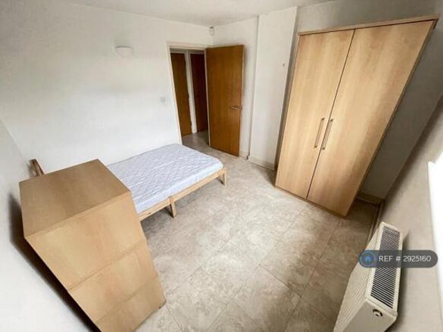 2 bedroom flat for rent in Woolwich Road, London, SE10