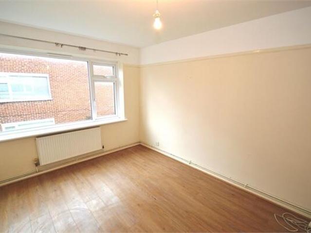 2 bedroom flat for rent in Woburn Court, 3 Crook Log, Bexleyheath, DA6