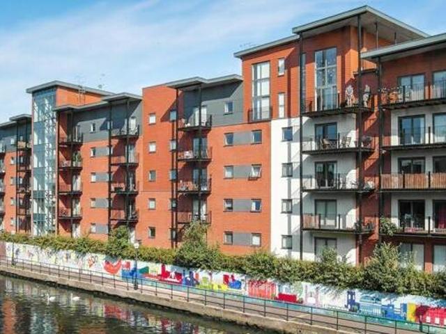 2 Bedroom Flat For Rent In Woden Street, Salford