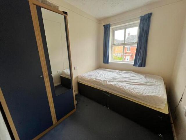 2 bedroom flat for rent in Wright Way, Bristol, BS16