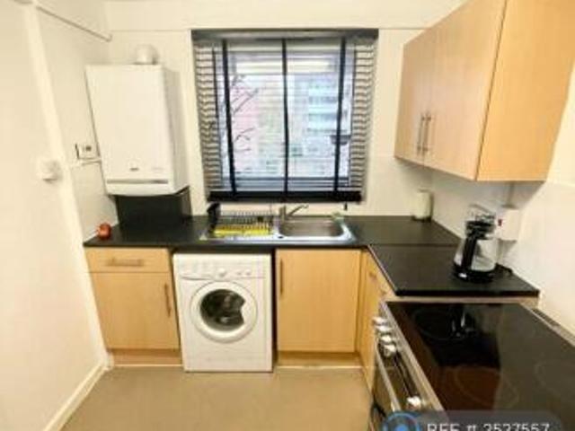 2 bedroom flat for rent in Wynford Road, London, N1