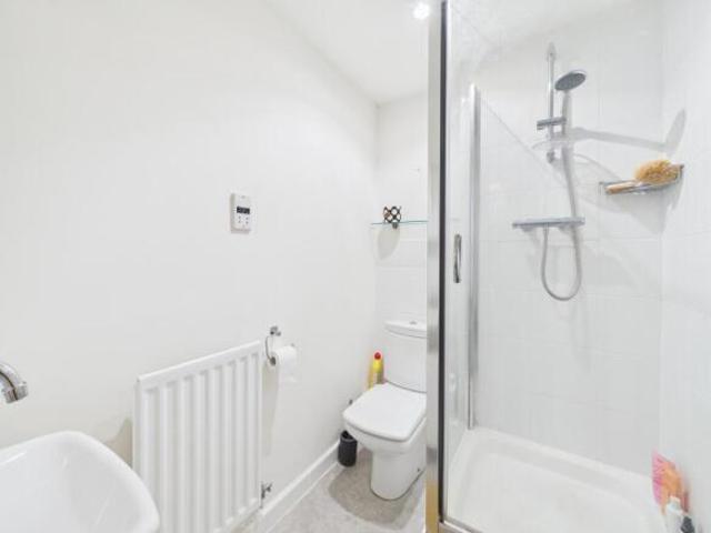 2 bedroom flat for rent in Wycliffe Court, Hoole, Chester, CH2