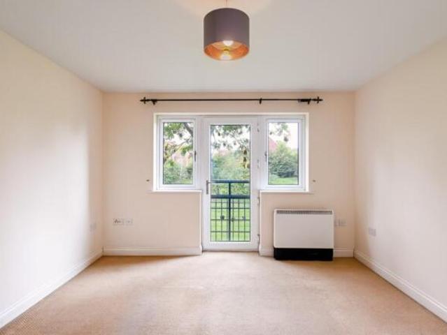 2 bedroom flat for rent in Yearsley House, Pinsent Court, York, YO31