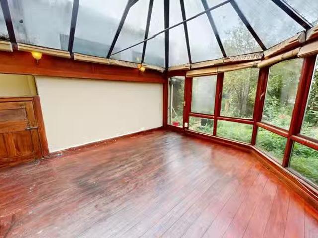 2 bedroom flat for rent in York Villas, Brighton, BN1