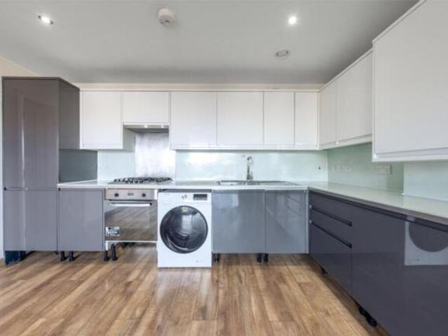2 bedroom flat for rent in York Way, London, N7