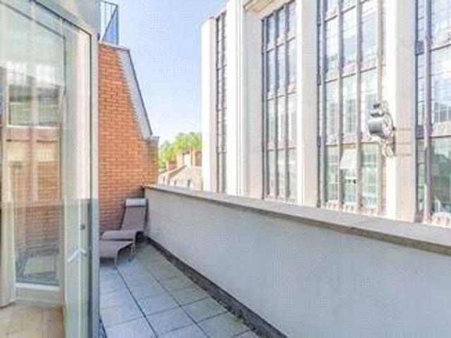 2 bedroom flat for rent in Young Street, London, UK, W8