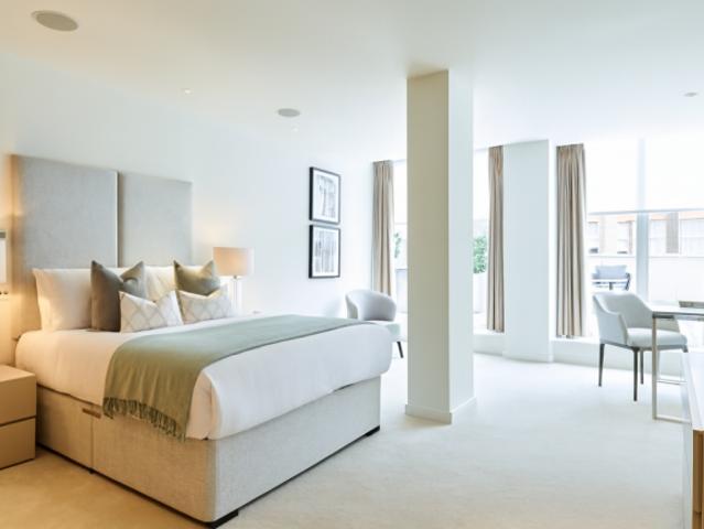 2 bedroom flat for rent in Young Street, London, W8 5EH, W8
