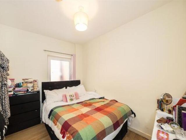 2 bedroom flat for rent in Yukon Road, Balham, SW12