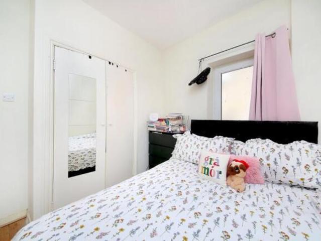 2 bedroom flat for rent in Yukon Road, Clapham, SW12