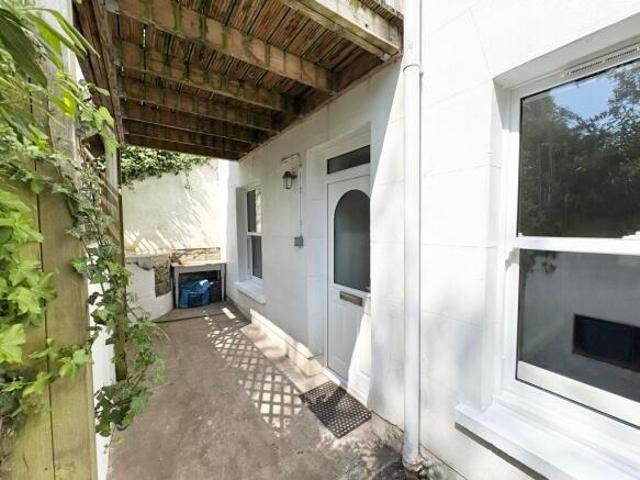 2 bedroom flat for rent in Zetland Road, Redland, BS6