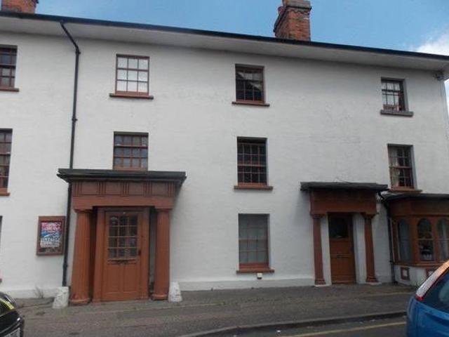 2 bedroom flat for rent in A St Johns Road ClactononSea CO15