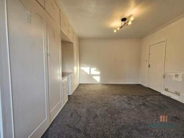 2 bedroom flat for rent in a Waterpark Road, Salford, M7