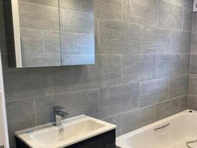 2 Bedroom Flat For Rent In Acton