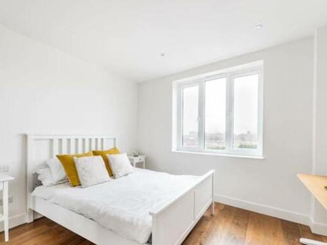 2 Bedroom Flat For Rent In Acton, London