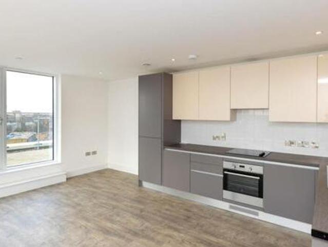 2 Bedroom Flat For Rent In Acton, London