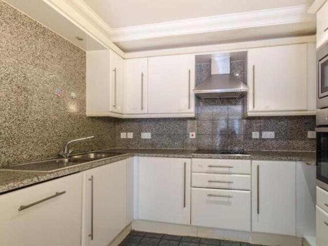 2 bedroom flat for rent in Abbey Road, St John's Wood, London, NW8