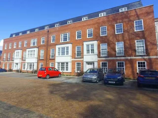 2 bedroom flat for rent in Abbots Gate, BURY ST. EDMUNDS, IP33