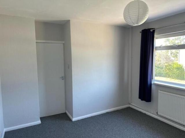 2 bedroom flat for rent in Aberford Road, Baguley, M23