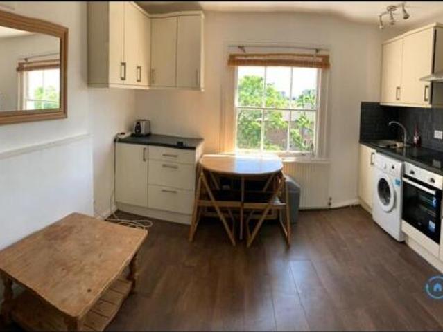 2 bedroom flat for rent in Agar Grove, London, NW1