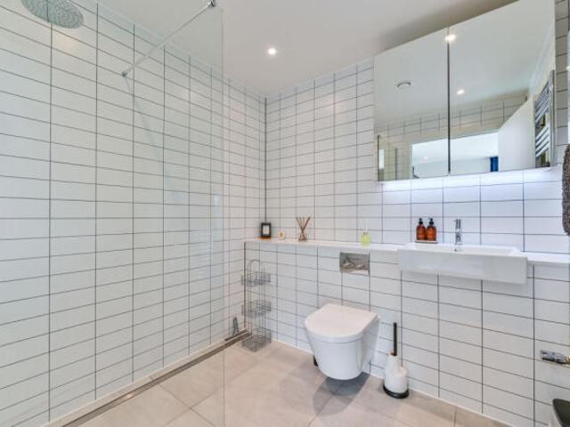 2 bedroom flat for rent in Agar Place, Camden, London, NW1
