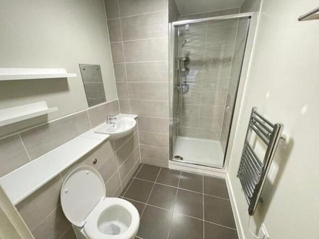2 bedroom flat for rent in Adelphi Wharf 1A, 11 Adelphi Street, Salford, Greater Manchester, M3