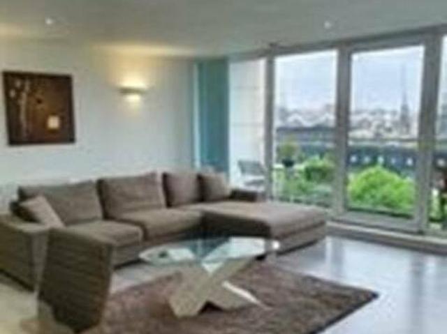 2 bedroom flat for rent in Adriatic Apartments Victoria Docks E16