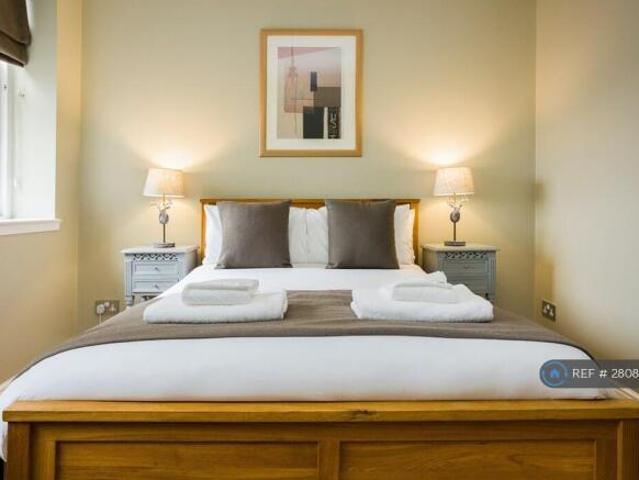 2 bedroom flat for rent in Advocates Close, Edinburgh, EH1