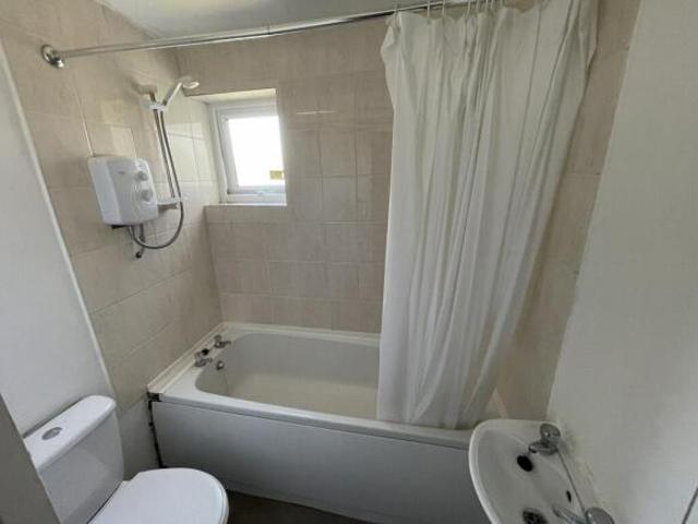 2 bedroom flat for rent in Aelfric Court, Dearne Walk, Bedford, MK41