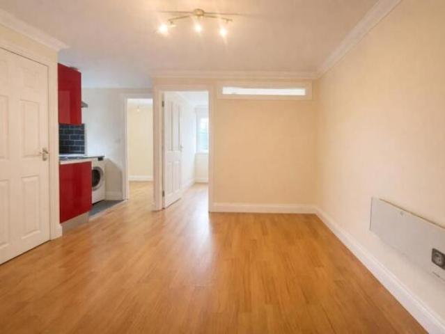 2 bedroom flat for rent in Aelfric Court, Dearne Walk, Bedford, MK41