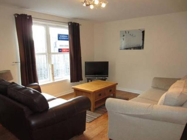 2 bedroom flat for rent in Affleck Street Aberdeen AB11