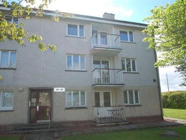 2 bedroom flat for rent in Aikman Place Glasgow G74