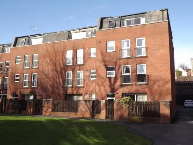 2 bedroom flat for rent in Alma Court, Clifton, Bristol, BS8
